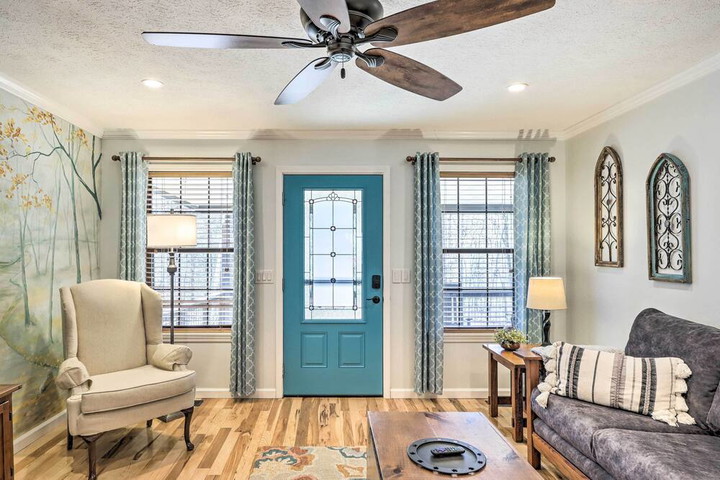 Unwind Fireside: Serene Murphy Escape W/ Hot Tub! - Murphy, NC