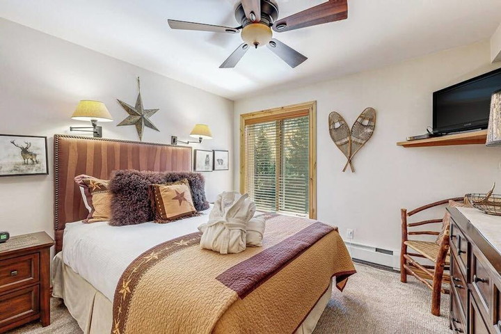 Mountain View, Ski-in/out Condo W/ Fireplace, Fast Wifi, Shared Pool/hot Tubs/wd - Vail, CO