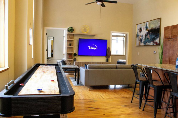 Historic Luxury 2-bedroom, King Bed,free Parking 4th Floor - Saint Paul, MN