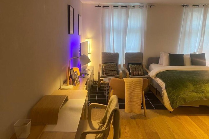 Gorgeous Suite In Brussels - Ideal Location - Schaerbeek
