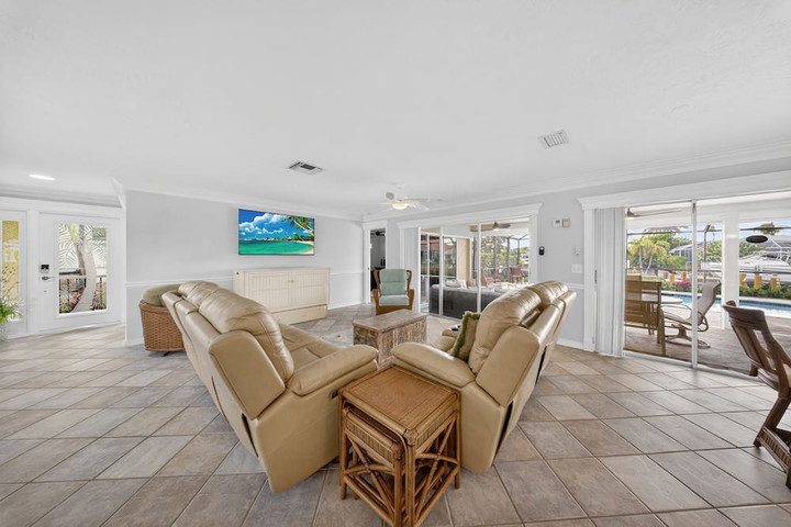 Palm Breeze Paradise - Marco Island, FL