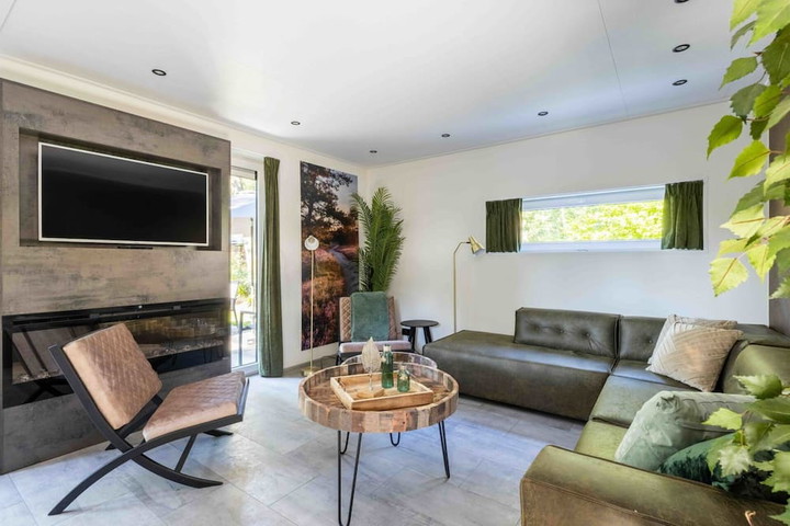 Beautiful Private Villa For 10 People With Wifi, Pool, Tv And Terrace - Arnhem