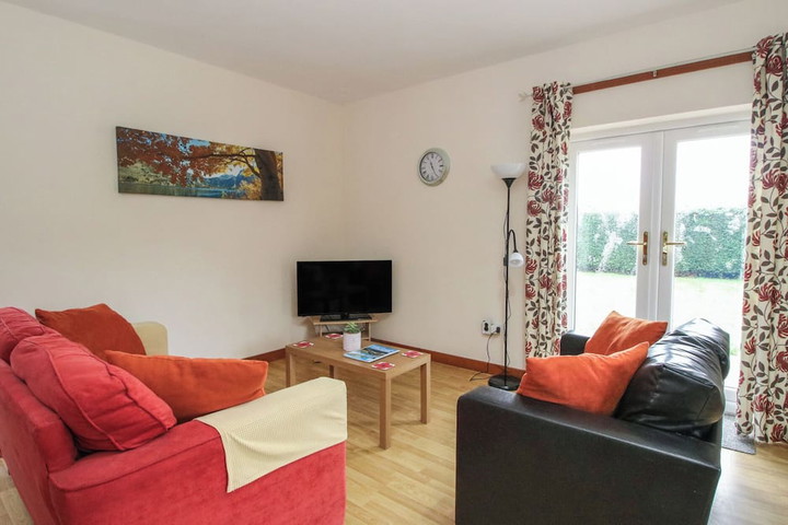Cooinda Cottage, Country Holiday Cottage, With A Garden In Mallaig - Arisaig