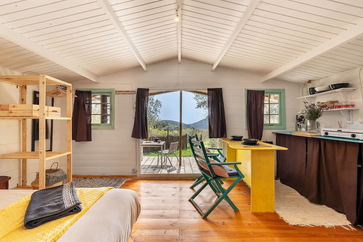 Vacation Home "Cabaña Shadú" With Mountain View, Shared Pool & Wi-fi - Lanjarón