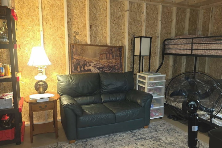 Rivercamp Lodge | Cabin + 2 Glamping Tents - West Virginia