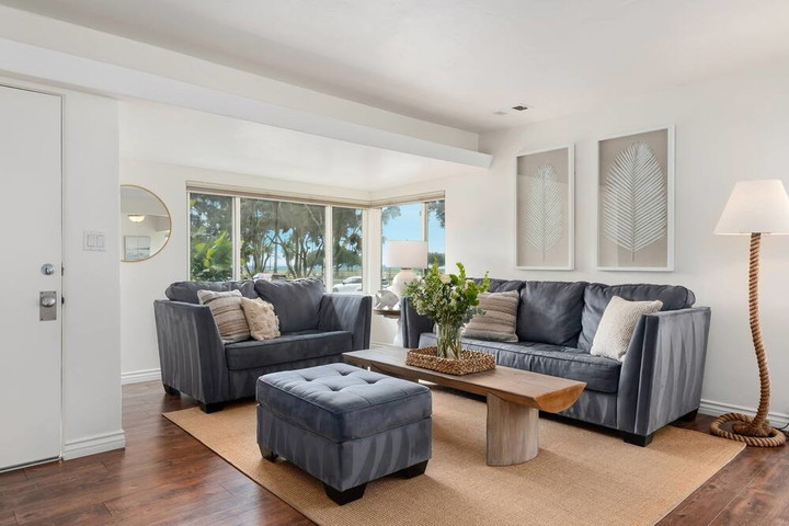 Spacious Duplex Steps Away From East Beach! - Santa Barbara, CA