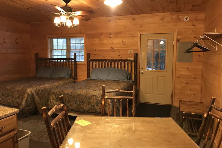 Mattesons Rental Cabins - Adirondack Mountains