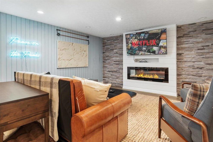 New! Ski Retreat- Hot Tub- Game Room- Fire Pit - Massanutten, VA