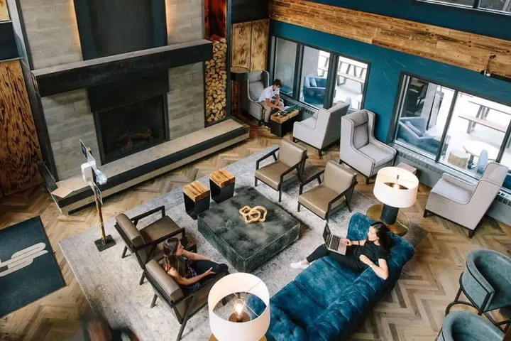 Ski-in/ski-out Breck King Room | Cozy Lounge + Spa - Summit County, CO