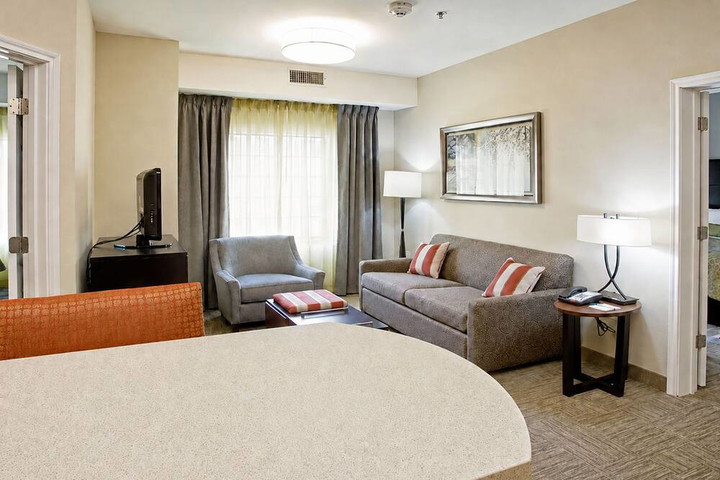Hearing Accessible Suite Nr Umd | Free Breakfast! - 메릴랜드