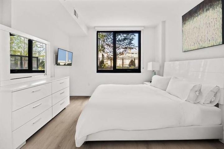 Nr Navy Yard 1br W/ Parking & Shopping Closeby | Dc - Hyattsville, MD