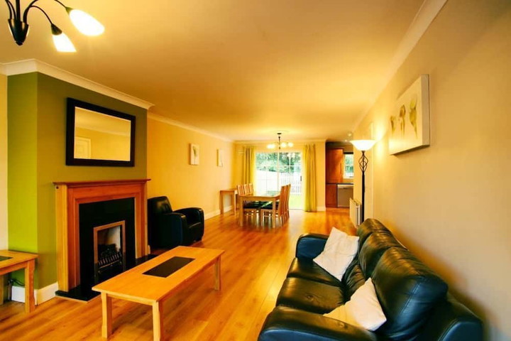 Bunratty West No 40011 - Sleeps 6 Guests In 3 Bedrooms - Shannon