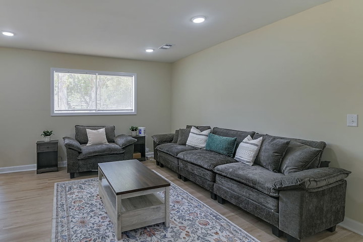 2 Mi To Msu Campus: Starkville 4br Home - Starkville, MS
