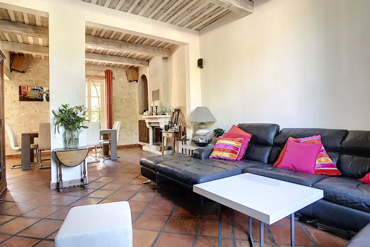 Le 115, Air-conditioned Town House With Interior Courtyard And Swimming Pool - Pernes-les-Fontaines