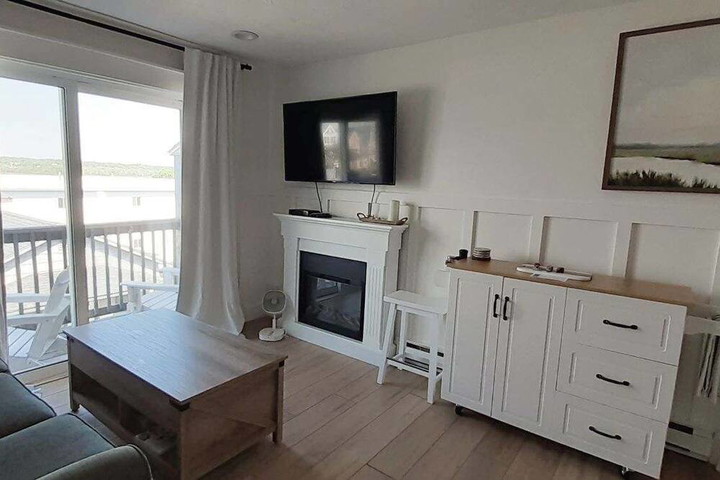 Steps From Wells Beach, Bellevue By The Sea Is Perfect For Your Maine Vacation - Kennebunk, ME