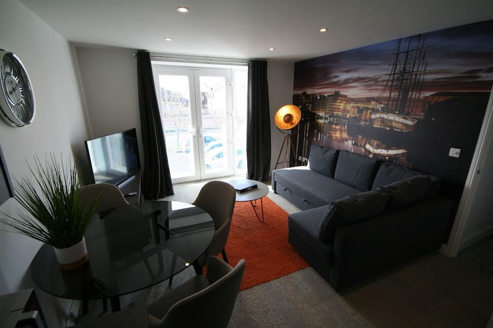 Your Apartment | Bristol Brunel Loft - No.1 - Filton