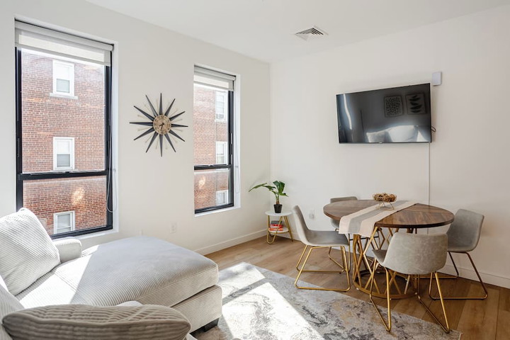 Luxury 2br New Haven Apt Near Yale W/ Rooftop, Gym & Parking - New Haven, CT