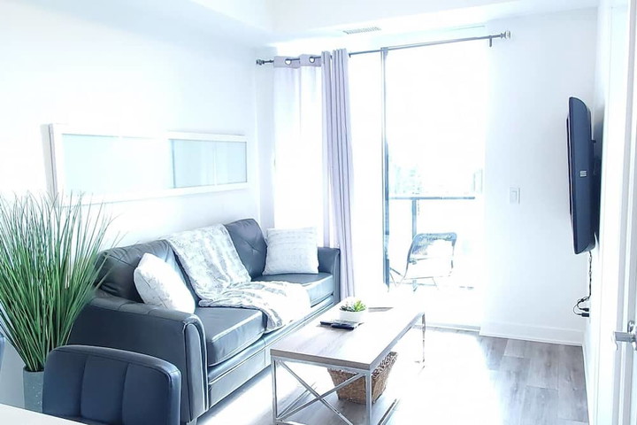 1 Bedroom Condo In Waterloo With Balcony - Ontario
