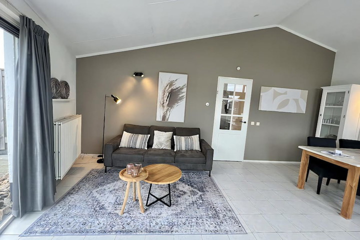 Bungalow With Private Jetty And Kids An Pets Friendly. - Friesland