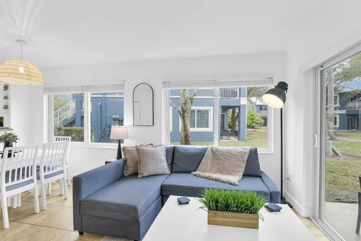 270a - Boca Retreat W/ Pool, Parking, Near Evert Tennis & Shops - Boca Raton, FL