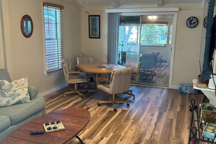 Charming Water Front Cottage With Central Ac,quiet Area In Lovely Inverness - Inverness, FL