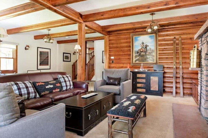 Historic Log Cabin- Downtown Basalt, Aspen Skiing Nearby, Gold Medal Fishing - Snowmass, CO