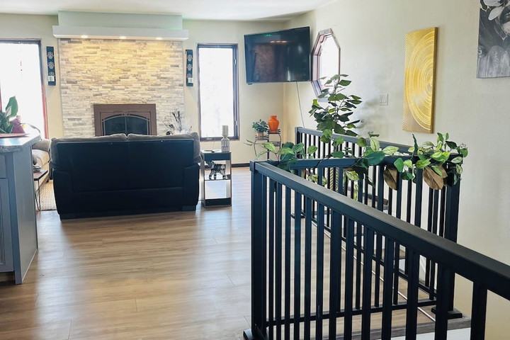 Beautiful Cozy Modern 3br 2 Bath Retreat And Luxury Master Shower & Private Deck - 阿拉斯加州