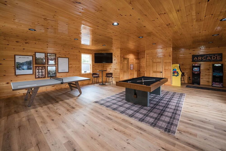 Hot Tub & Firepit~game Center~lake Cumberland~family Friendly~river Boat Ramp - Kentucky