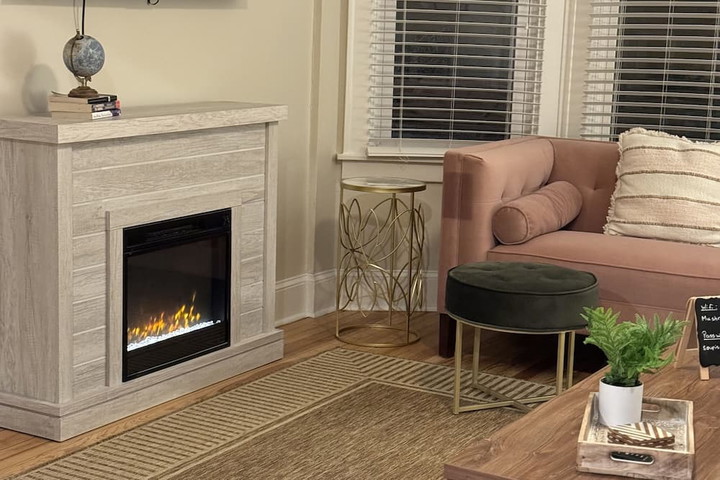 Newly Renovated In The Heart Of Kennett Square. 3 Miles From Longwood Gardens - Kennett Square, PA