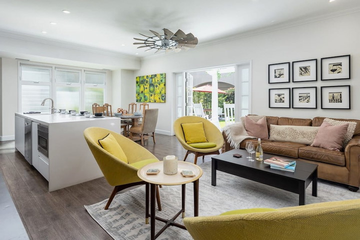 Stay In The Heart Of Coronado Village | Coronado Crown Villa 1 - Coronado Island, CA