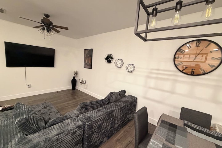 Spacious 3-bedroom Townhome In Peaceful Florida City With Ac - Florida City, FL