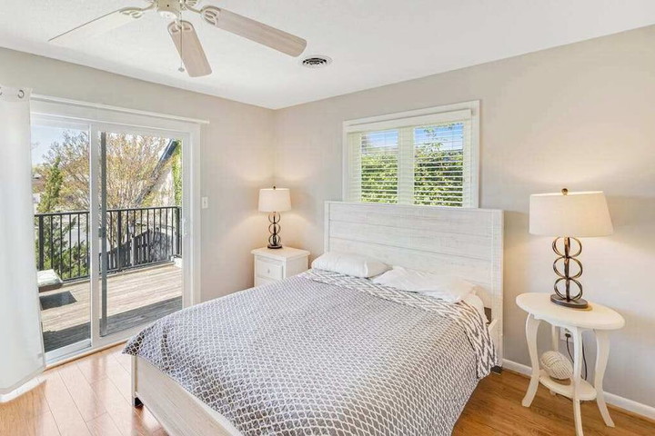 Lovely Dog-friendly Scarborough Village Home With Spiral Staircase, Patio & W/d - Delaware