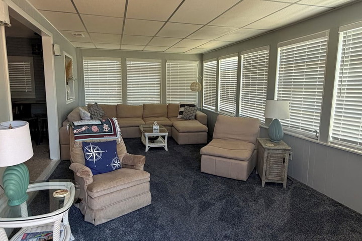 A Coastal Getaway In A Private Neighborhood In Quaint Duck, Nc - Duck, NC