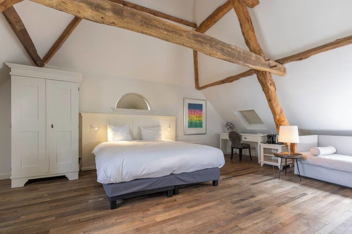 Ideal Location! Free Parking, Onsite Dining! Close To Jochumhof Botanical Garden - Venlo