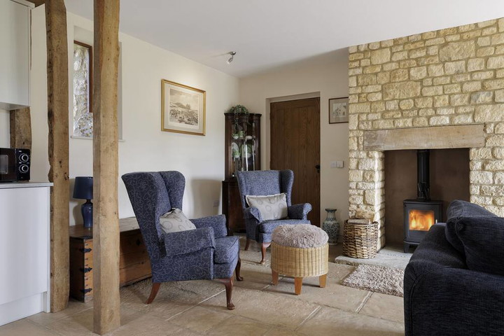 Toms End, Mickleton, Chipping Campden, Sleeps 4 Guests - Broadway