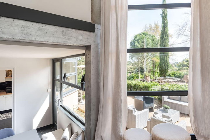 L'atelier, Maison Avec Piscine Jardin Et Vue - Dardilly