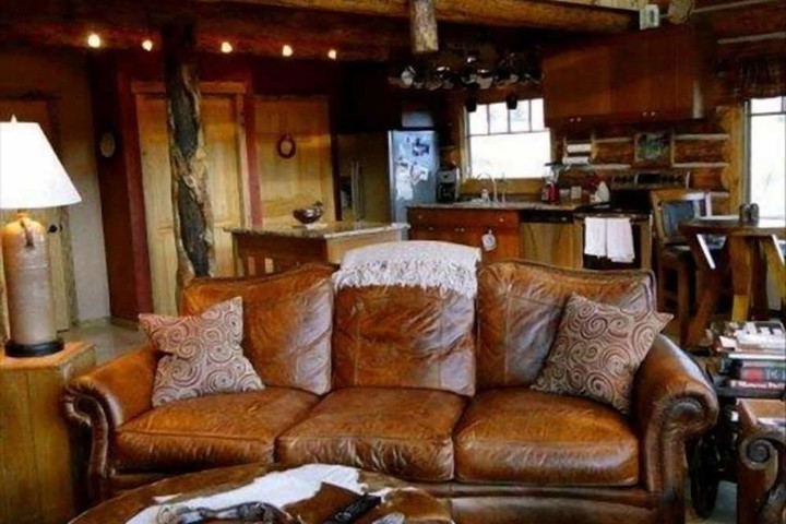Windriver / Yellowstone Cabin - Wyoming