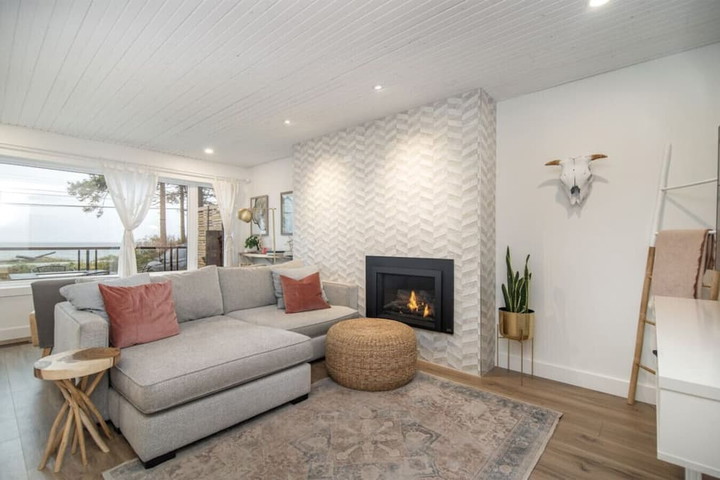 Sea,sunrises,sauna | Oceanfront Luxurious Retreat - Campbell River
