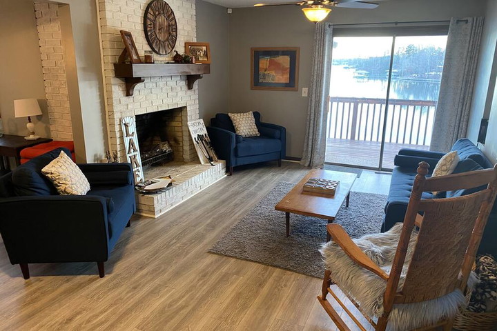 Cerca De Las Montañas, Clemson Asheville, Marina & Best Lake En Carolina - Seneca