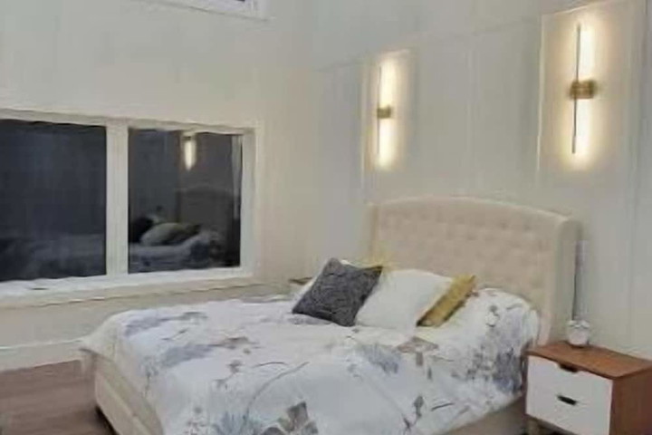 Luxury Tobermory Retreat | Courtyard Hot Tub, Dock & Lake Views | Sleeps 12 - Tobermory