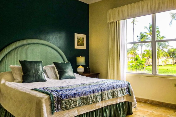 Pvcouple Escape, Spacious, Close To Dining, Tennis, Poolside, & Near To Beach - Humacao