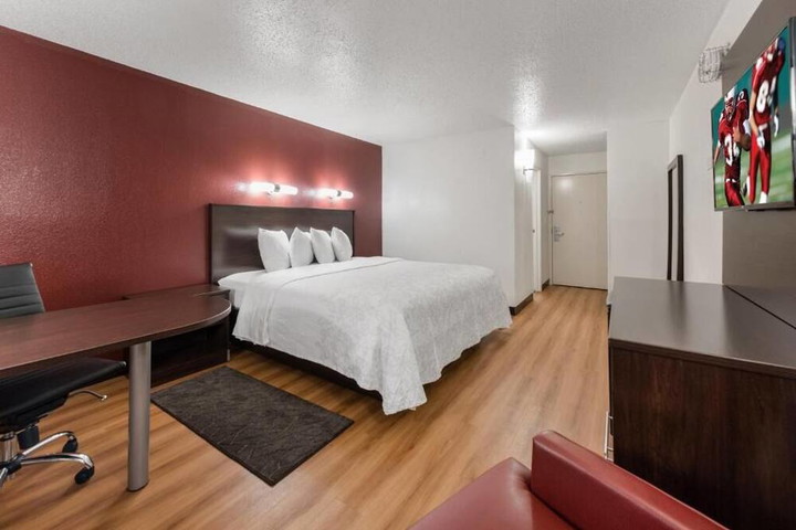 Clean Renovated Space For Travelers With Free Parking Near Attractions - Dublin, OH