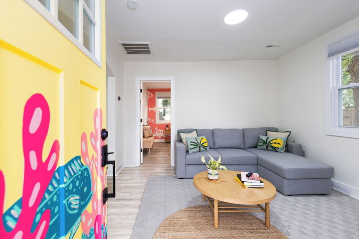 Bright Art-filled Home · Walk To Ocean View Beach - Norfolk, VA
