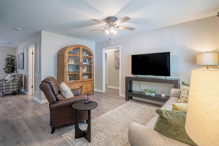 The Hunt Club-near Gsu, Pool Table, Fenced Yard - Statesboro, GA