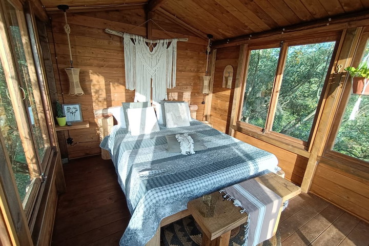 Treehouse In The Olive Grove | Private Bathroom & Outdoor Shower - Nocera Terinese
