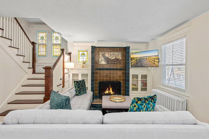 Sleeps 16 All Redone W Yard 1 Block To Beach - Atlantic City, NJ