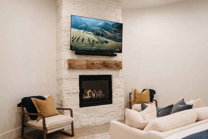 The Silo Inn Near Zion, Snow Canyon And Bryce Canyon! Honeymoon Getaway. 2023 - Utah