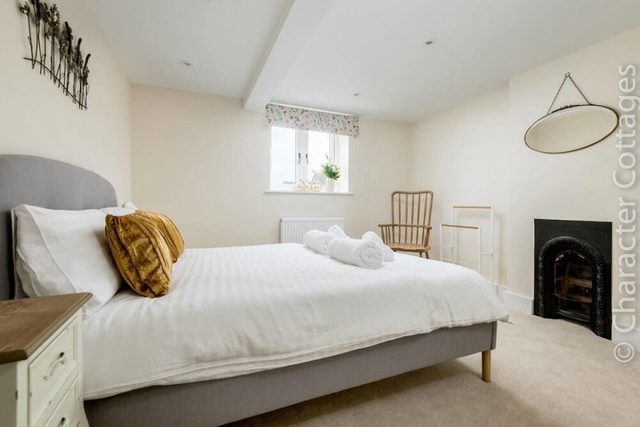 Wall Cottage, Family Friendly, With A Garden In Burford - Burford, UK