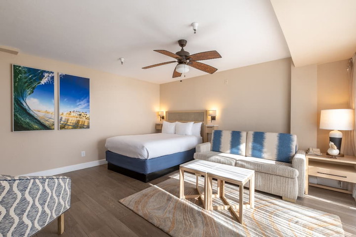 Relaxing Beach Getaway With Balcony & Pool Access | Walk To Beach - Oceanside, CA