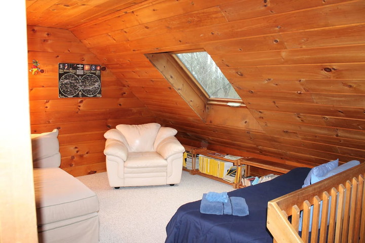 The Gecko Inn - Shopping, Santas Village, Skiing, Hot Tub, Hikes, Families, Pets - North Conway, NH